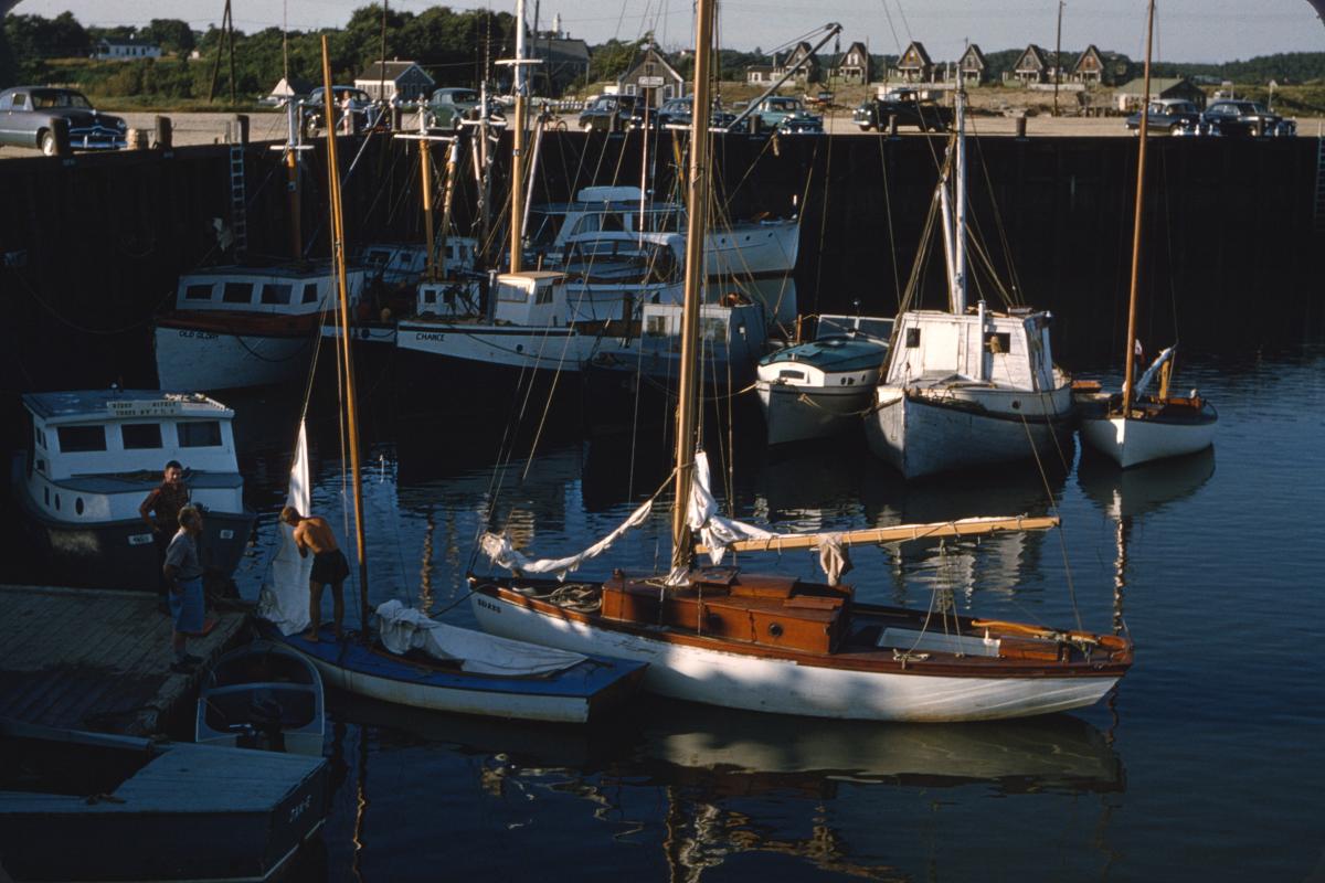 Old Wellfleet circa 1950's | wellfleetma